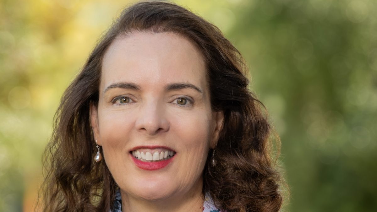 Dr. Louise Kelly develops women's leadership workshop in Serbia ...